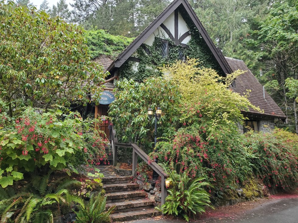 About Us - Stonehouse Pub